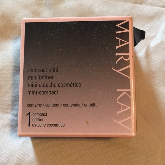 Mary Kay | Makeup | Compact | Poshmark